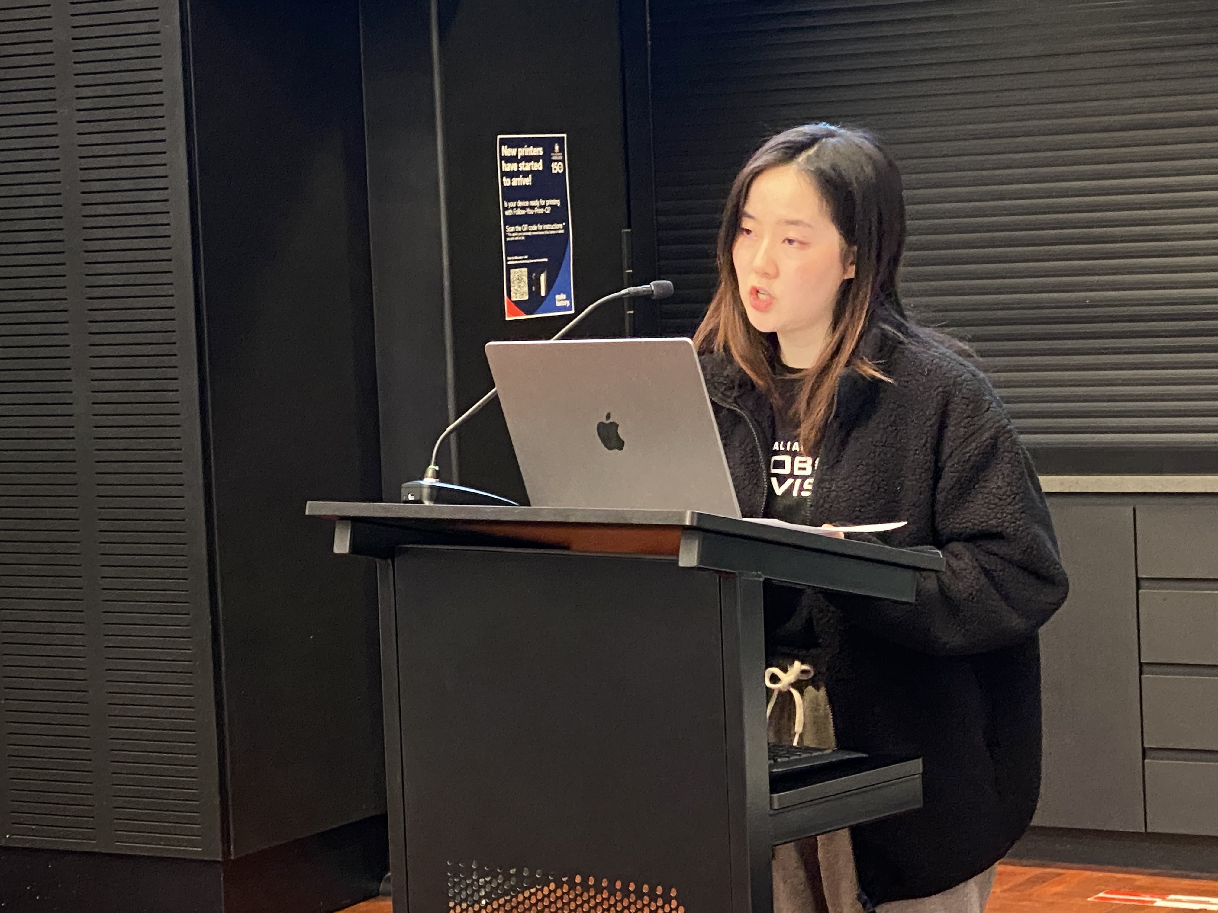 AIML Research Seminar: Robust Fitting on a Gate Quantum Computer ...