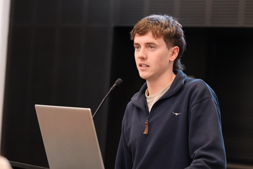 AIML Research Seminar: Adversarial attacks against machine learning ...