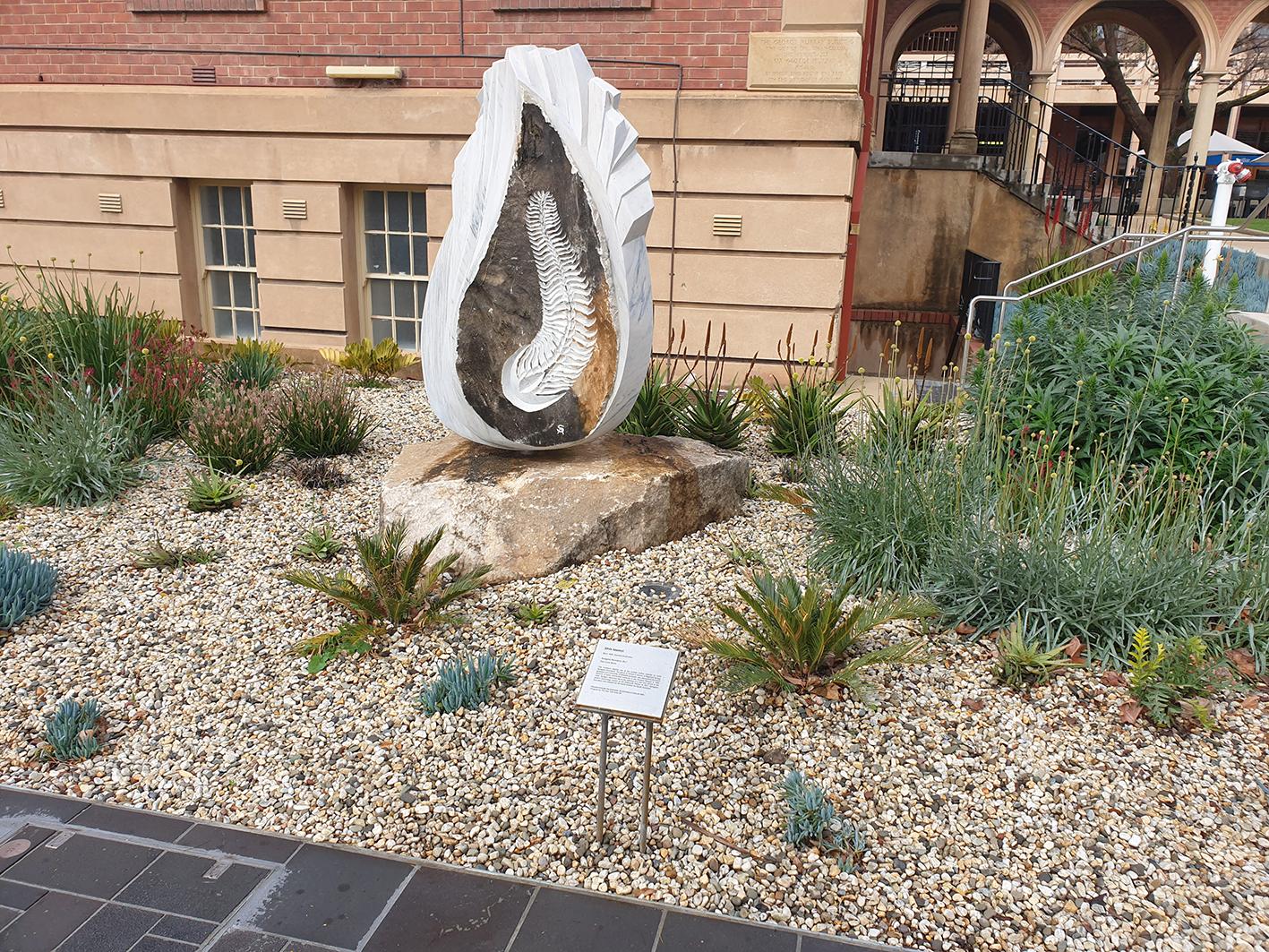 Fossil emblem sculpture unveiled on campus | Newsroom | University of ...
