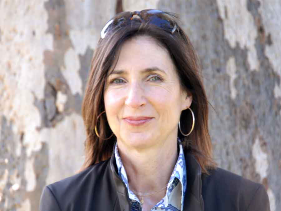 Professor Lisa Hill | Stretton Institute | University of Adelaide